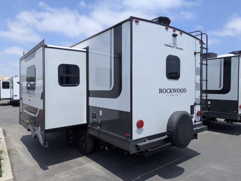 Mini Lite Camper - RockWood Mini Lite